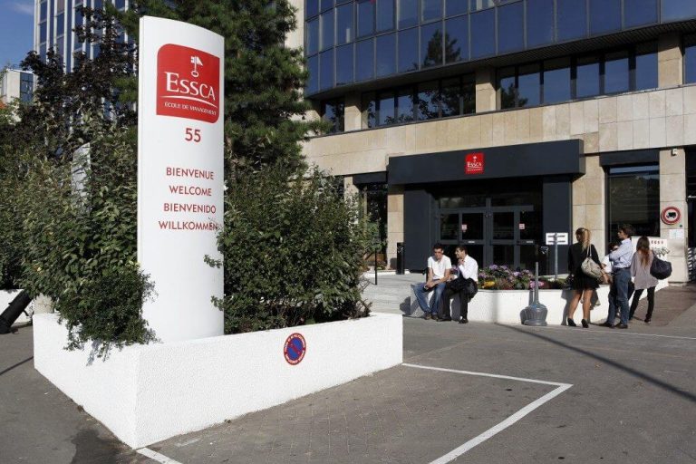 ESSCA : Vincent Harel prend la présidence des Alumni ! - Objectif AST