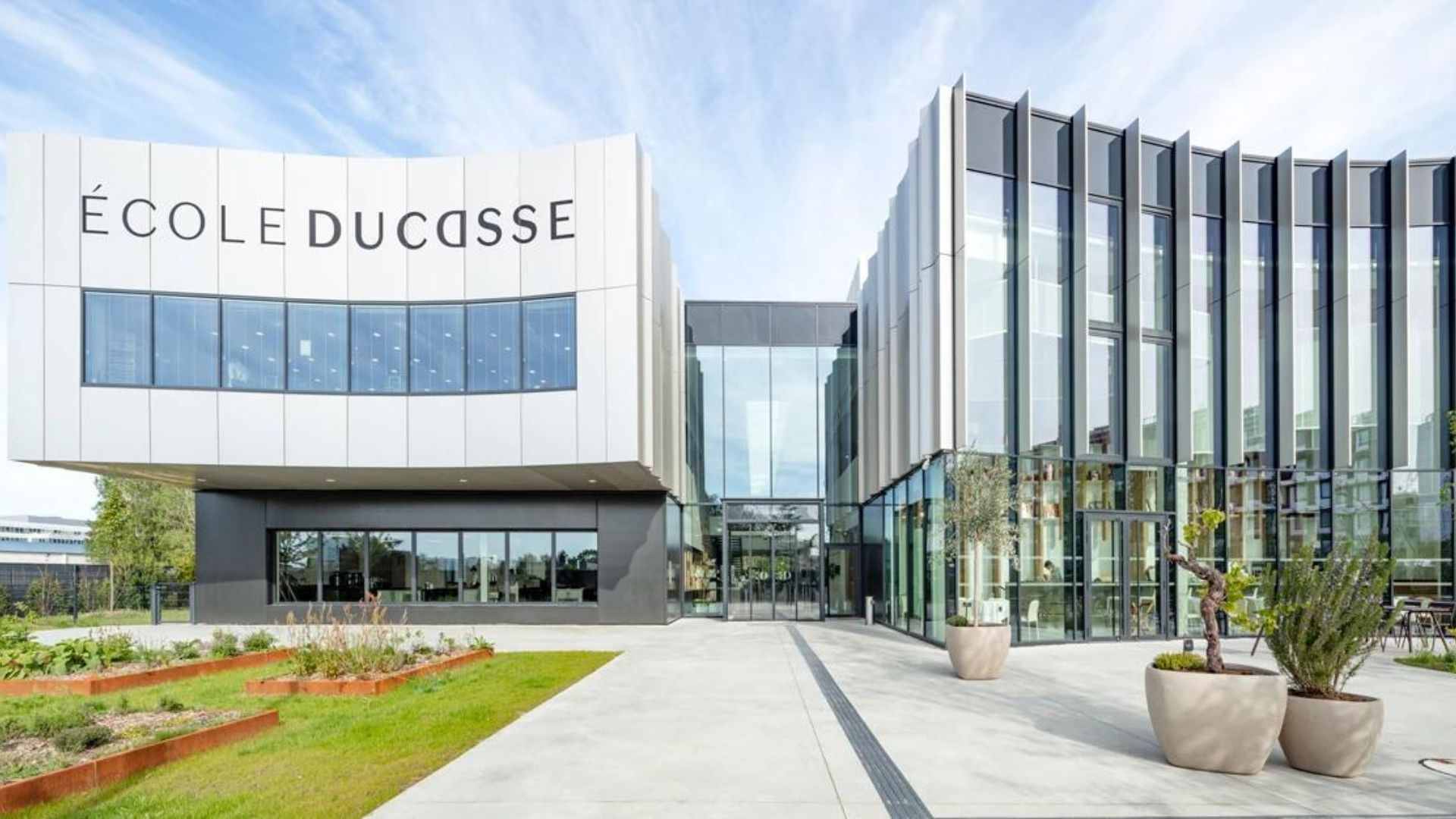 Alain Ducasse inaugure l'école Ducasse Abu Dhabi - Objectif AST