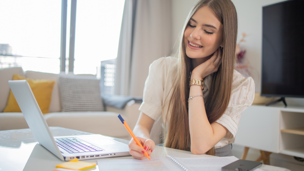 École à distance : Ce qu'il faut savoir avant de se lancer - Objectif AST